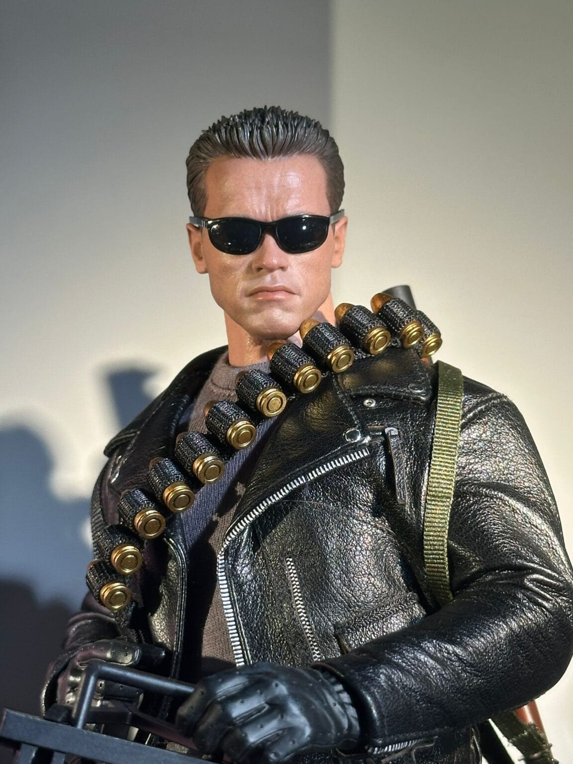 Hot Toys MMS795 Terminator 2 Judgment Day T 800 | One Sixth World